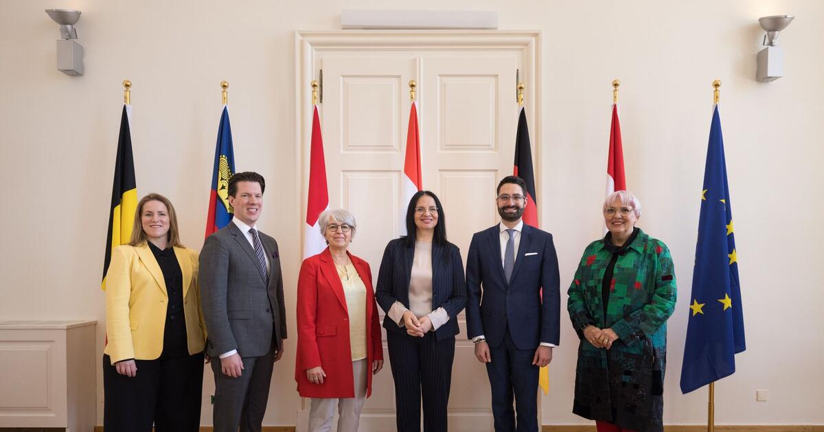 Regierungsrat Manuel Frick zu Besuch in Wien - Vaterland online