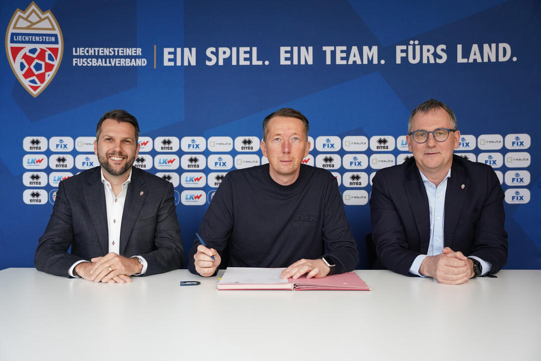 LFV verlängert mit Nationaltrainer Konrad Fünfstück - Vaterland online