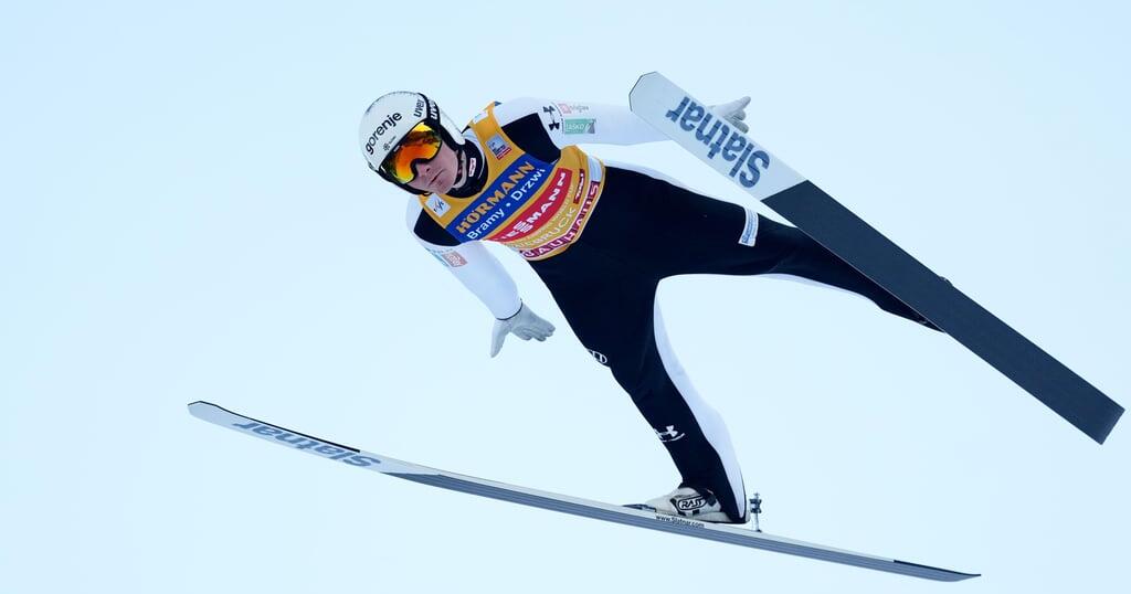 Vierschanzentournee: Domen Prevc dominiert trotz Niederlage - Vaterland ...
