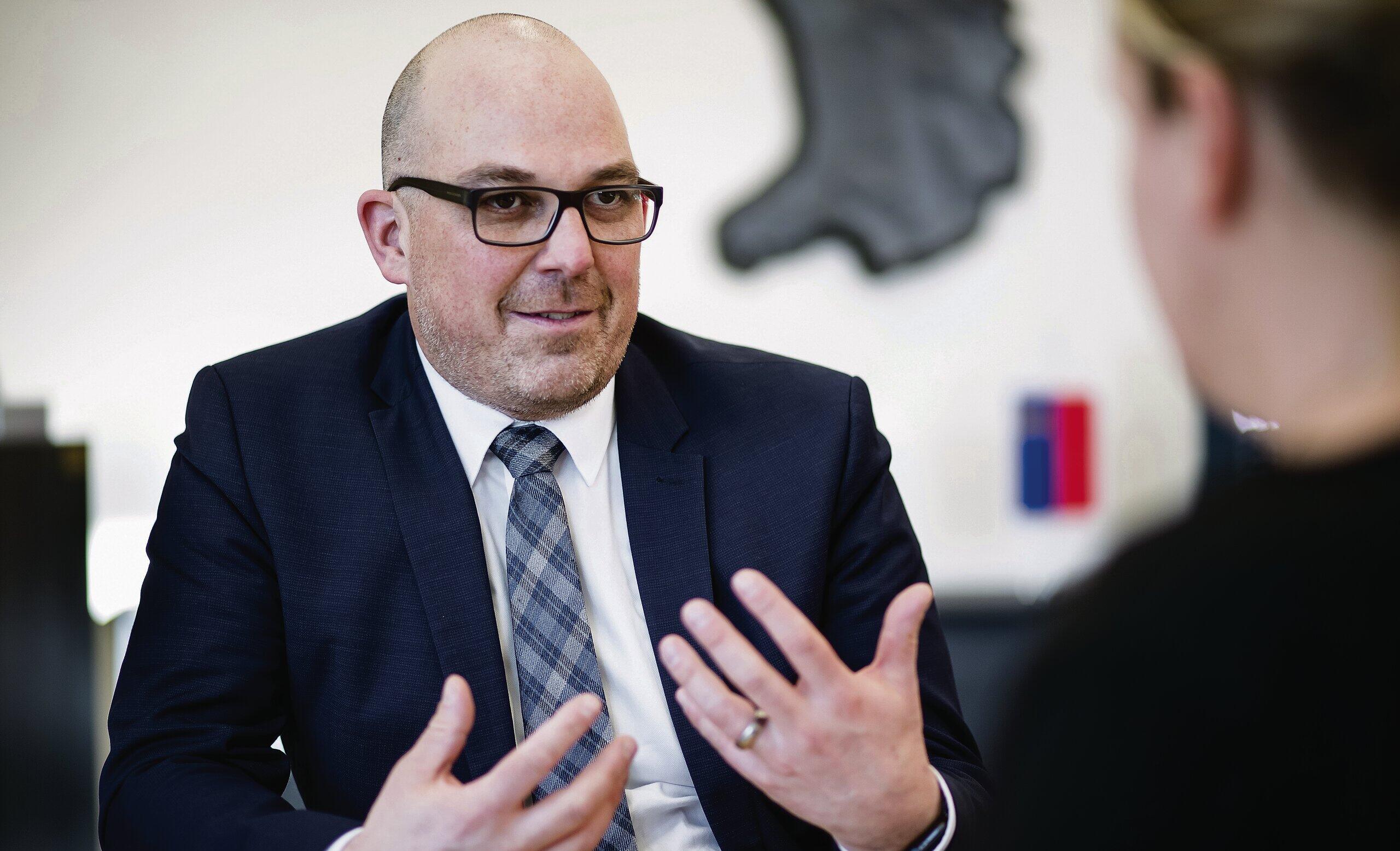 Daniel Risch - Artikel - Vaterland online